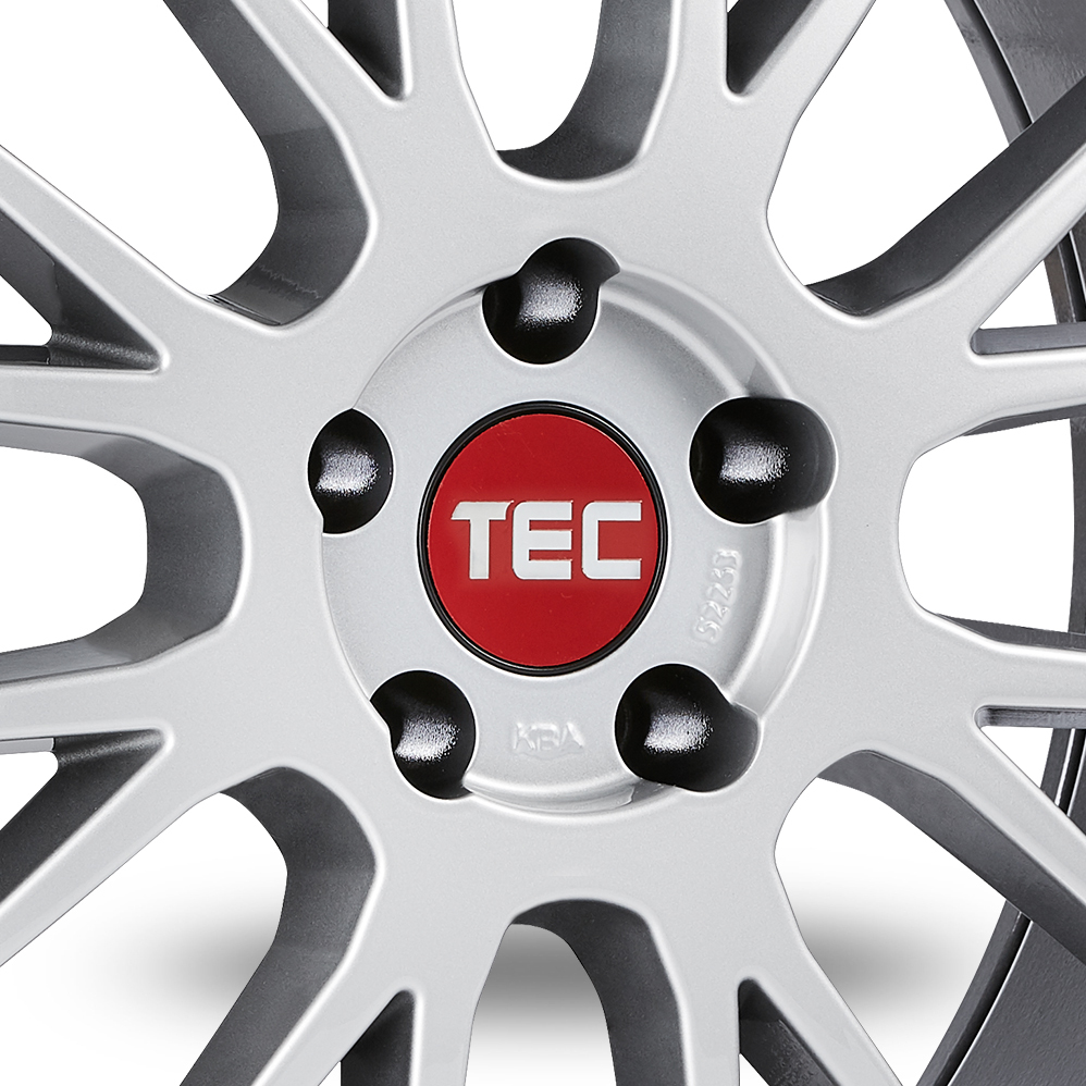 TEC Speedwheels GT EVO Hyper Silver Polished Lip 18" Alloy Wheels ...