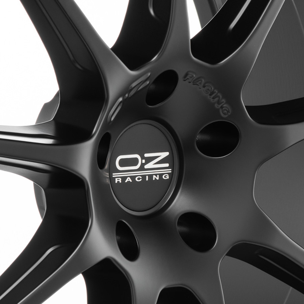 OZ Racing Omnia Matt Black 17" Alloy Wheels - Wheelbase